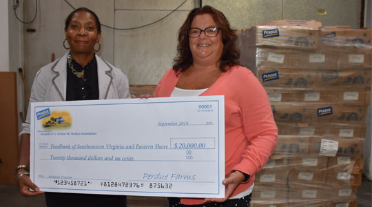 Perdue Farms Delivers $20,000 and 44,000 Pounds to Foodbank